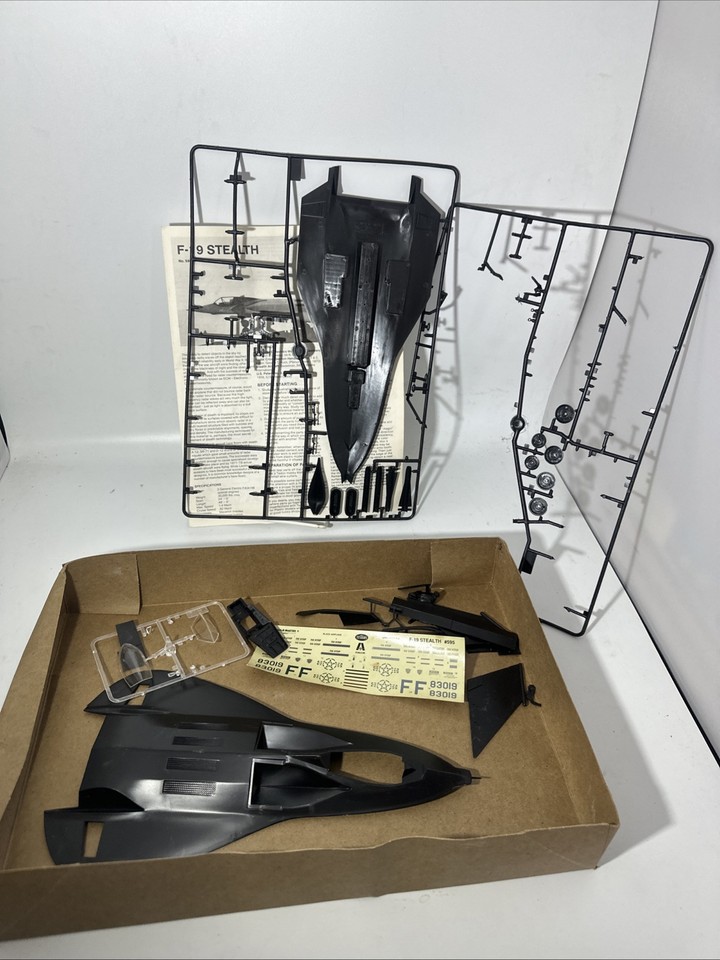 TESTORS-#595-F-19 STEALTH FIGHTER- Open Box KIT-1:48 SCALE See Pics | eBay