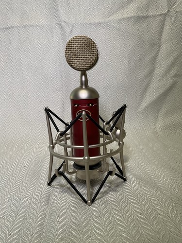 Blue Microphone A00111 NOM 48v-10mA With Shock mount | eBay