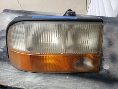 1998 - 2004 GMC Jimmy Sonoma S15 Right Passenger RH Halogen Headlight ...