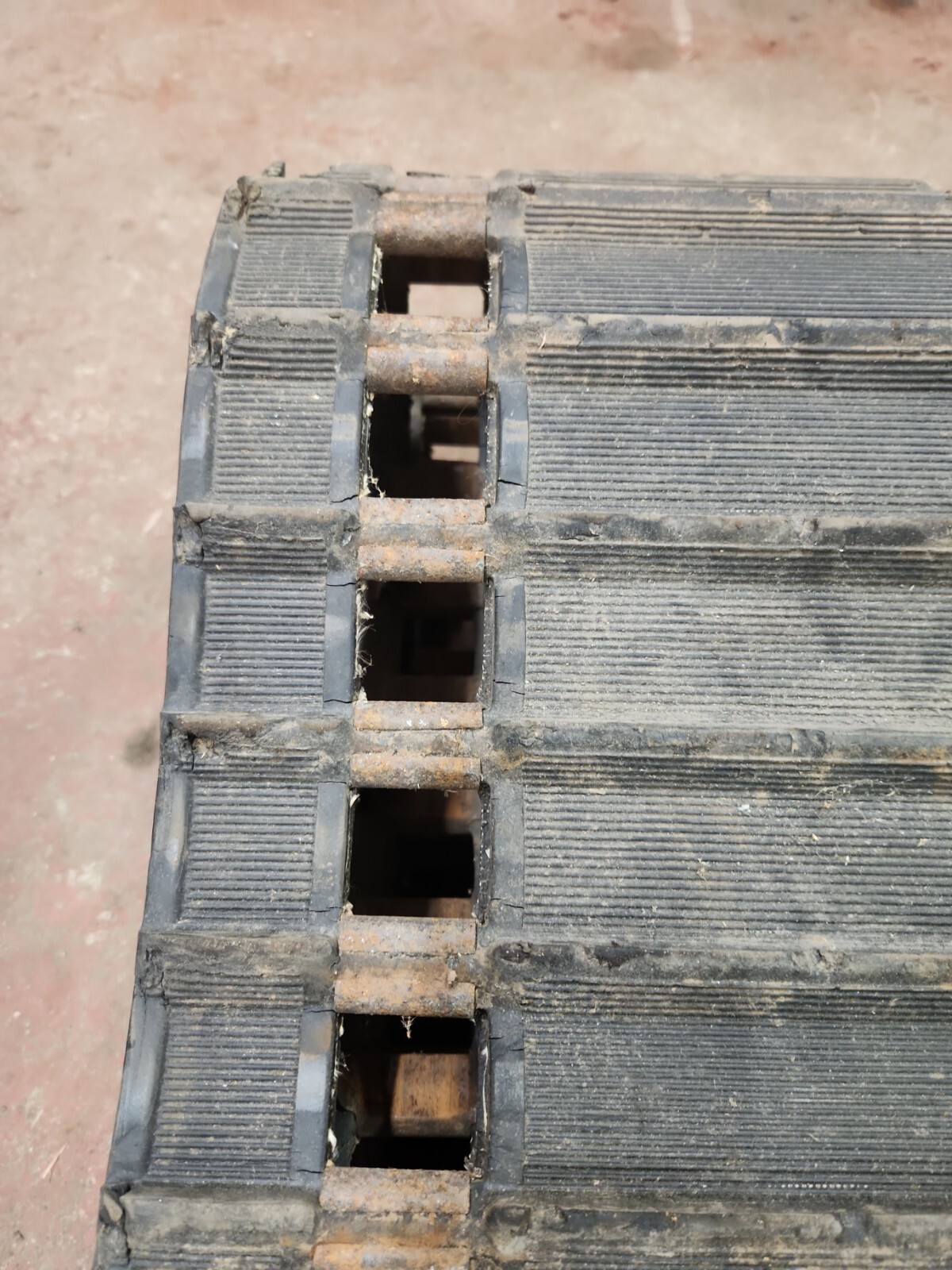 1985 Yamaha Ss440 SS 440 Track 116 X 15 Wide X 3/8 Paddel X 2.52 Pitch ...