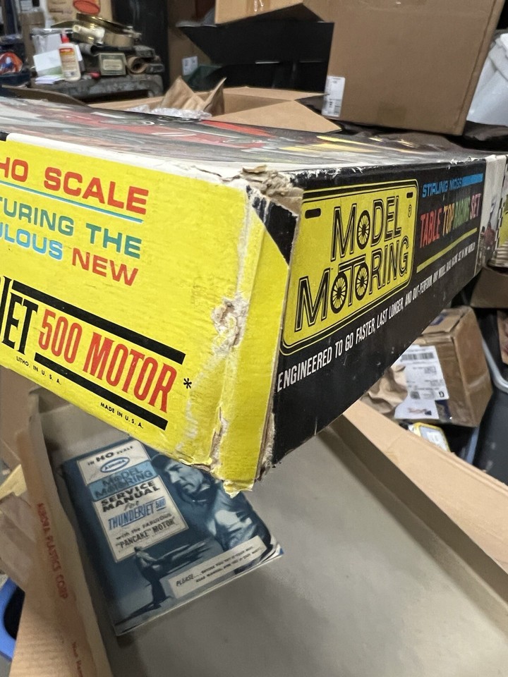 67 AURORA MODEL MOTORING STIRLING MOSS SLOT CAR TABLE TOP RACING SET ...