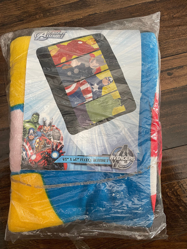 Marvel The Avengers Minimalist Art Fleece Throw Blanket Iron Man Hulk ...