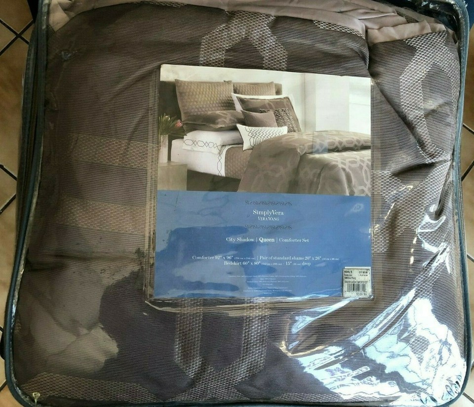 SIMPLY VERA Vera Wang CITY SHADOW Comforter set, 4-pieces, size QUEEN ...