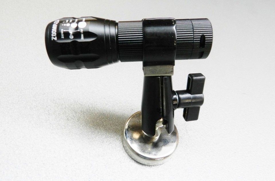 LED ULTRA BRIGHT LIGHT FLASHLIGHT WITH PIVOTAL ROTATING CLAMP MAGNETIC ...