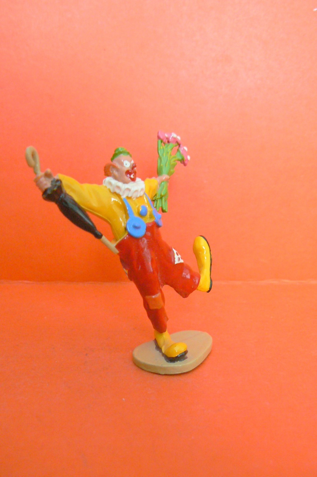 Britains 8667 Circus Balancing Clown Metal Civilian Figure Set ...