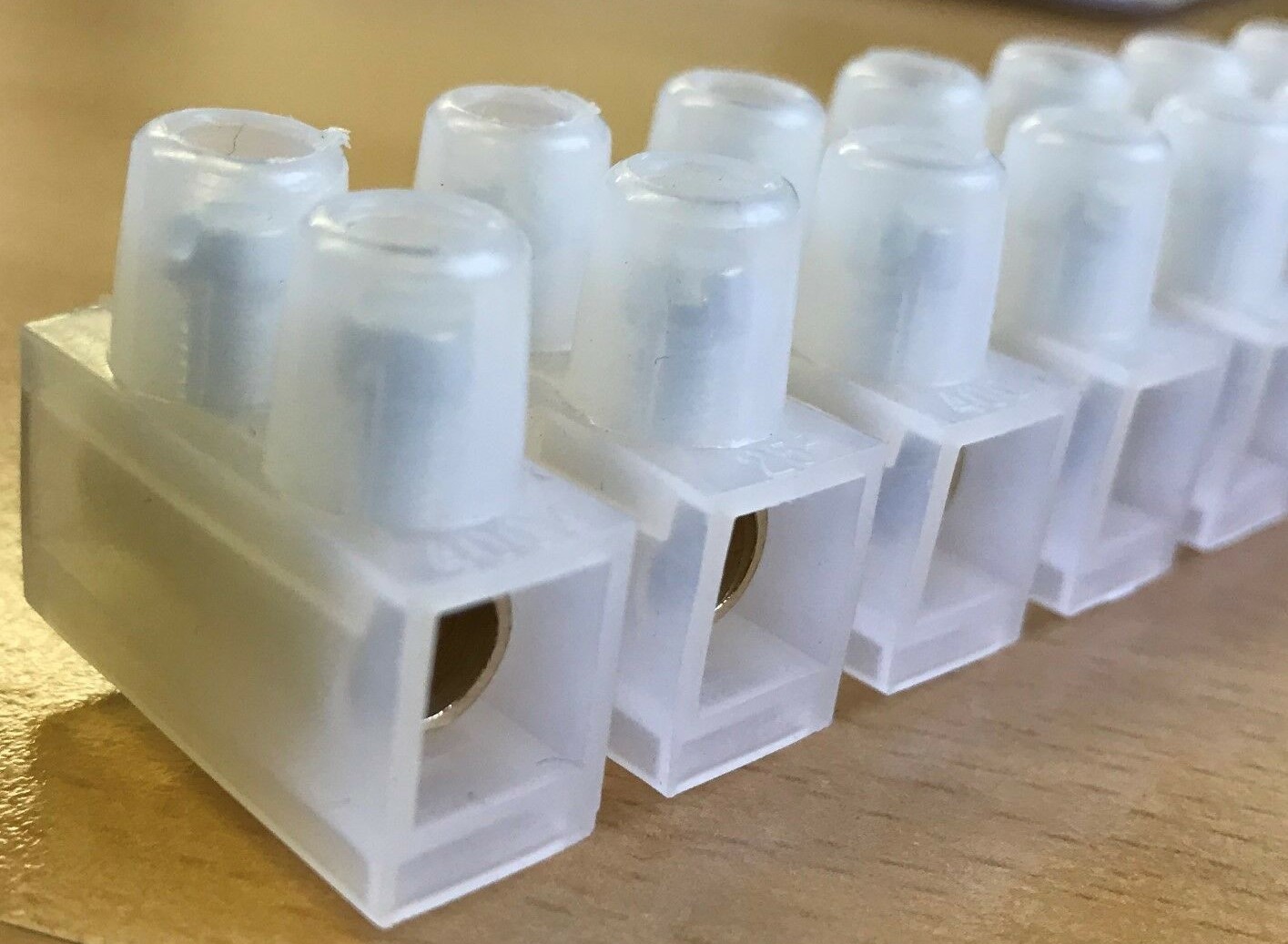 12 WAY CONNECTOR STRIP CHOC BLOCK TERMINAL 60AMP ELECTRICAL CONNECTION ...