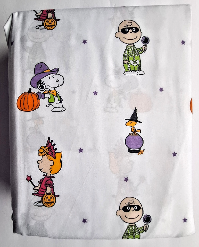 Peanuts Snoopy & Gang Halloween Costume QUEEN Sheet Set Wizard Skeleton ...