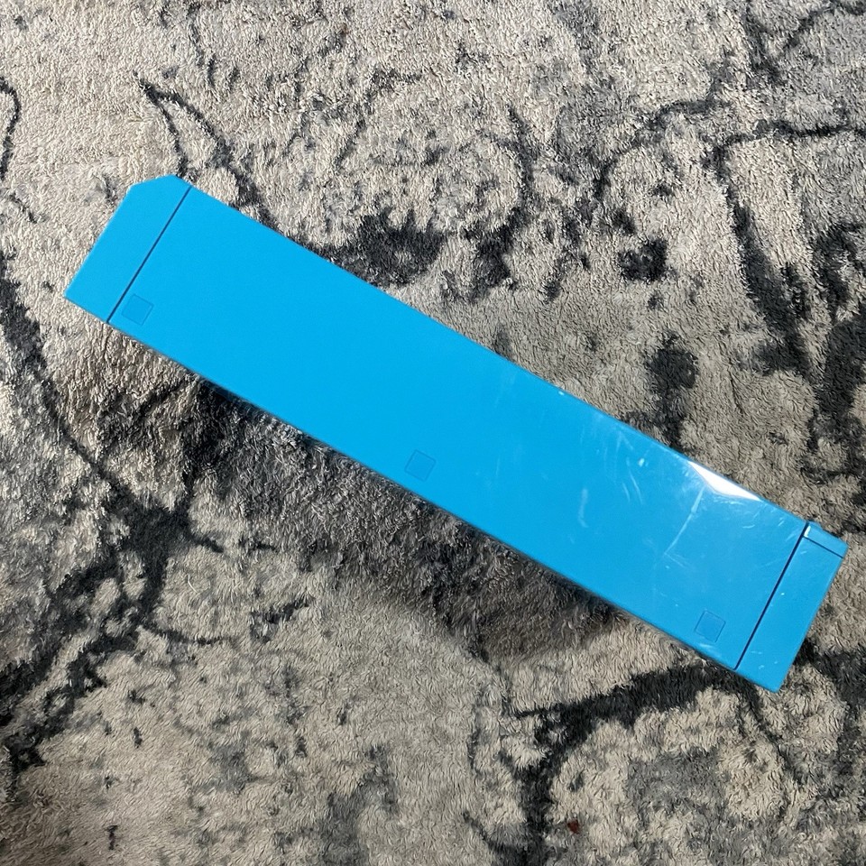 Nintendo Wii (RVL-101) Blue Console Bundle Power Cords Sensor + 3 Games ...