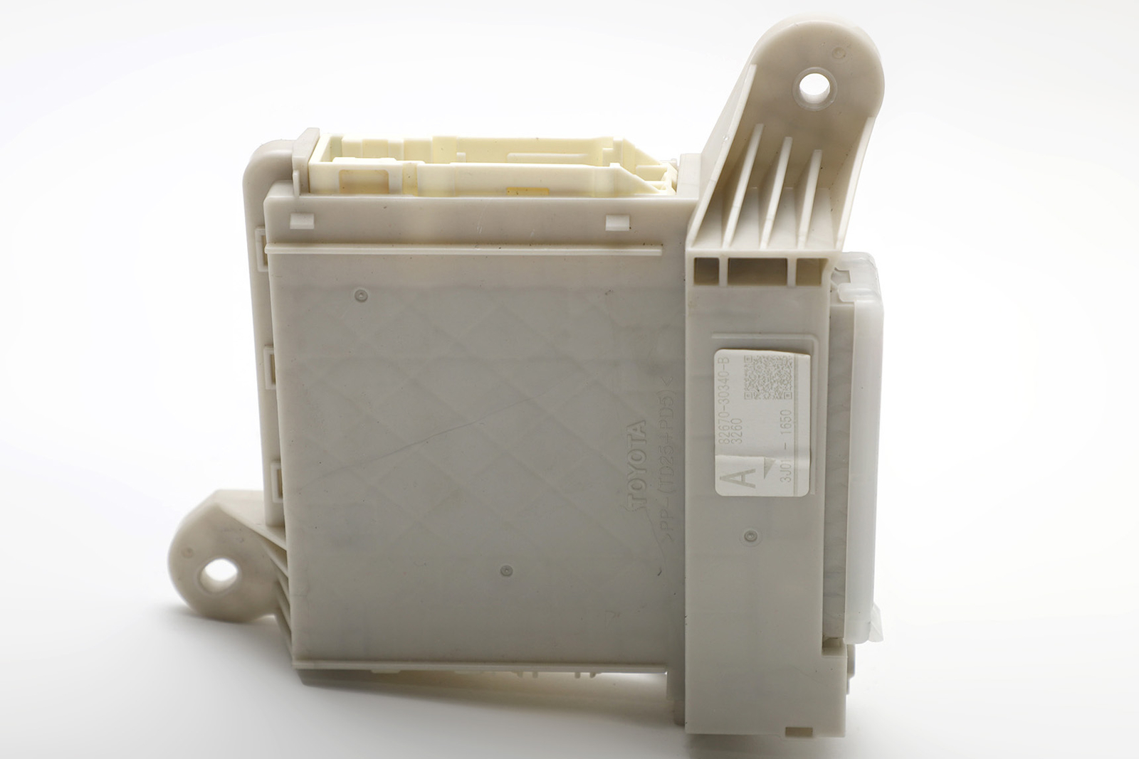 Lexus GS350 13-16 Junction Block Assy. Fuse Box 82670-30340, B032, OEM ...