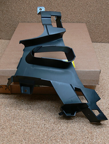 GENUINE LAND ROVER FRONT BUMPER MOUNT BRACKET RH RANGE VELAR LR093493 ...