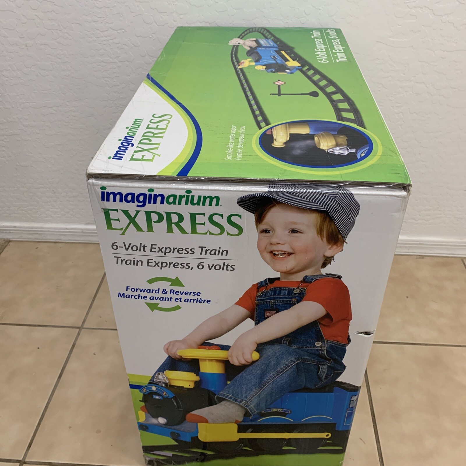 Imaginarium Express 6V Ride-On Train Set with Battery-Powered Lights a