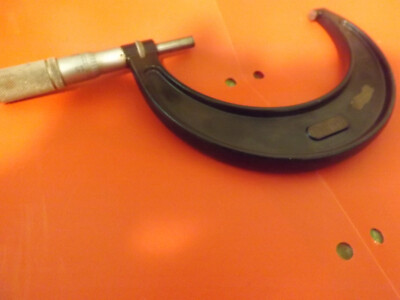 Micrometers - 3 Inch Micrometer