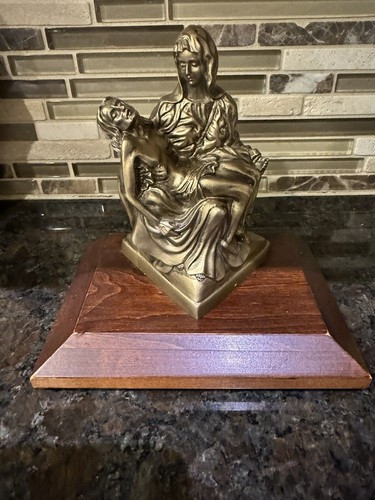 Vtg Pieta Michelangelo Gold-Tone Metal Souvenir Statue On Base Holy ...
