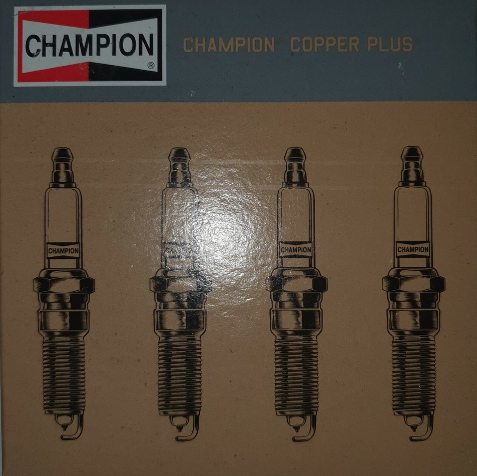 Champion 818 RN2C Copper Plus Spark Plugs Qty 4 | eBay