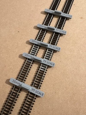 TT 1:120 Scale 35mm 2 Lane Track Spacers or Separation Guide. TT120 ...