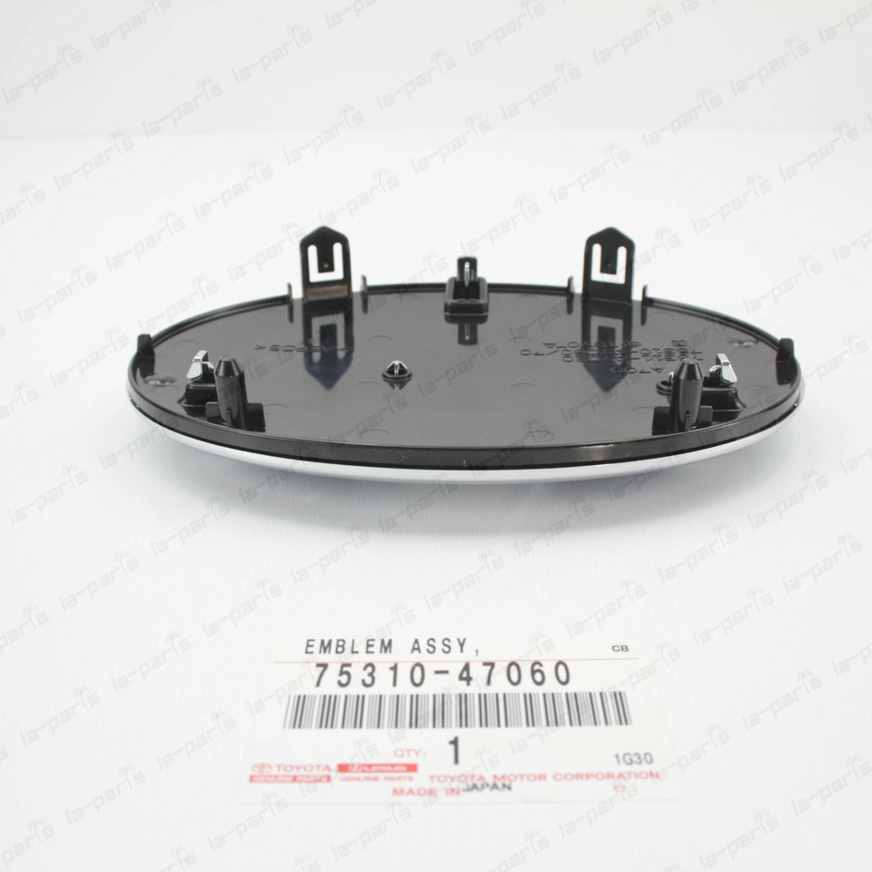 New Genuine OEM Toyota Front Grille Emblem 16-19 Prius 15-18 Avalon ...