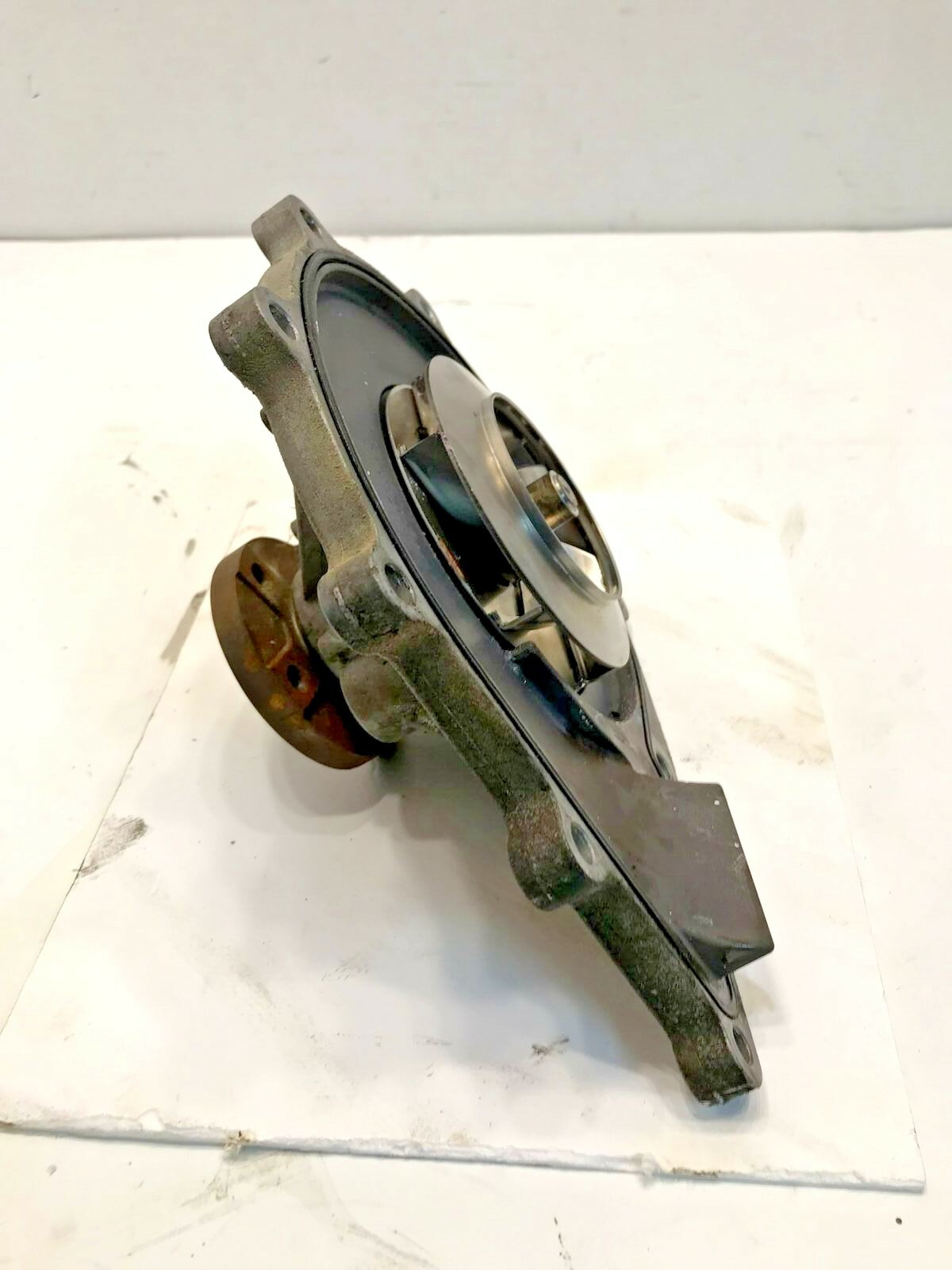 Detroit DD15 Water Pump P/N: 472 200 0401 Freightliner Cascadia Diesel ...