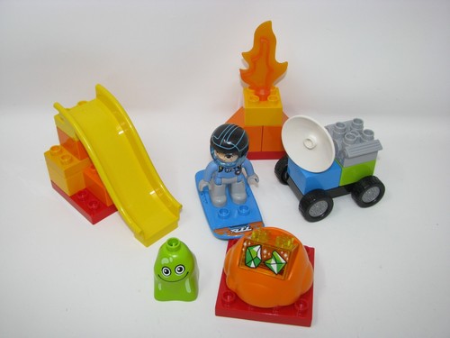 LEGO Duplo Miles Tomorrowland Disney Junior Figure And Alien Set 10824 ...