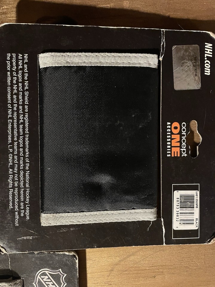 Professional Sports Team Wallets NFL NHL | eBay