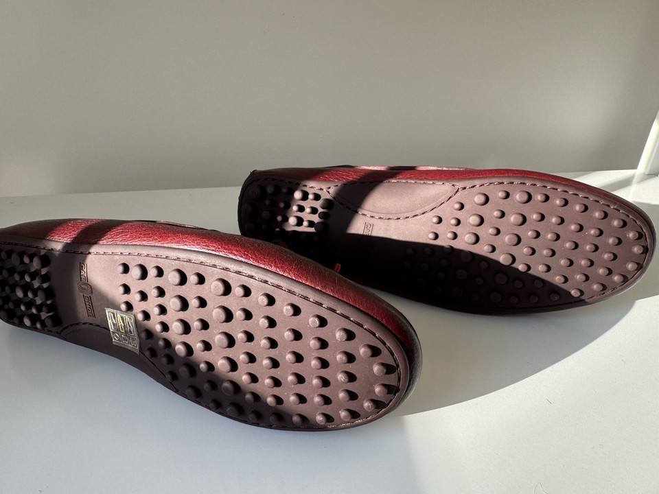 Car Shoe Women’s Calfskin Tassel Driving Loafers – Burgundy – Nearly ...