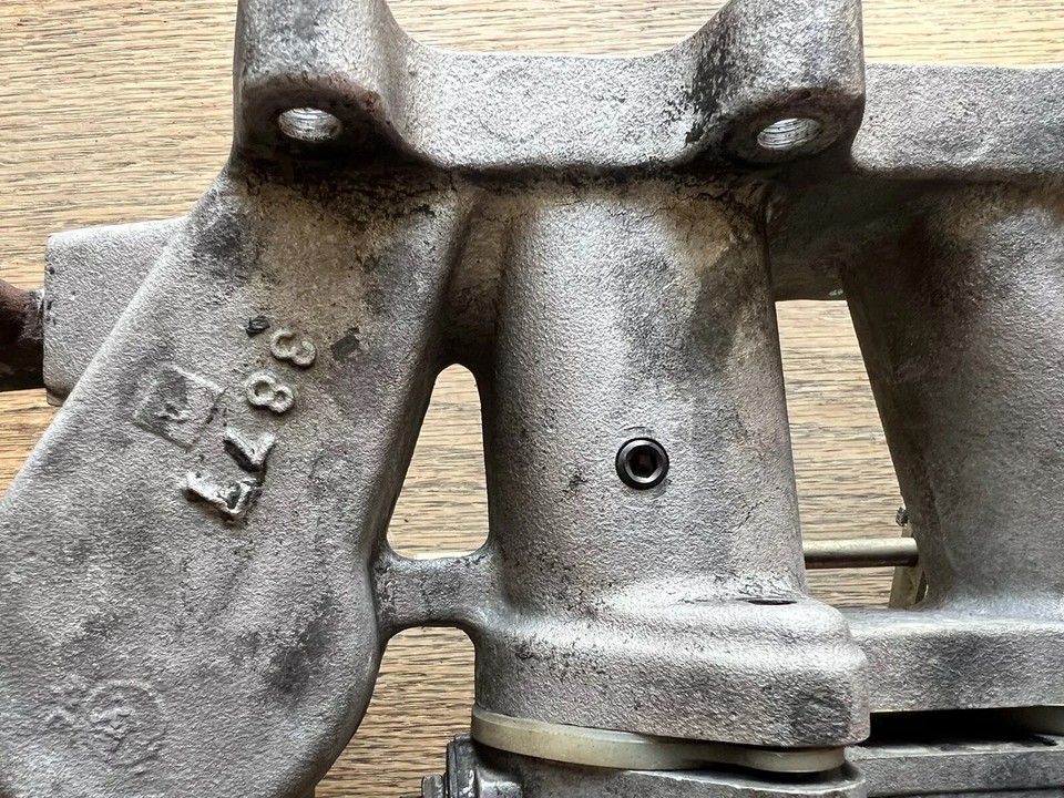 Toyota 22R Cannon Intake Twin Weber 40 DCOE Genuine Italy Carburetors ...