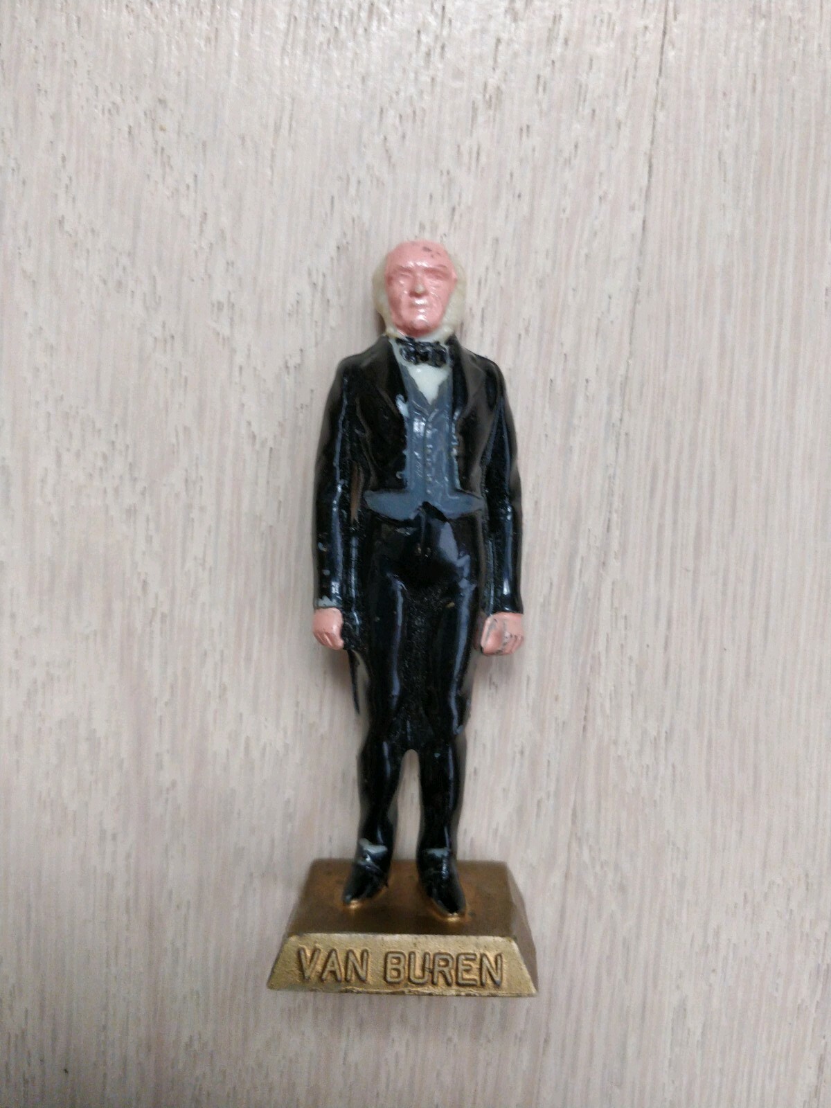 Choose VINTAG MARX PRESIDENTS HARD PLASTIC FIGURE Van Buren and Lincoln ...