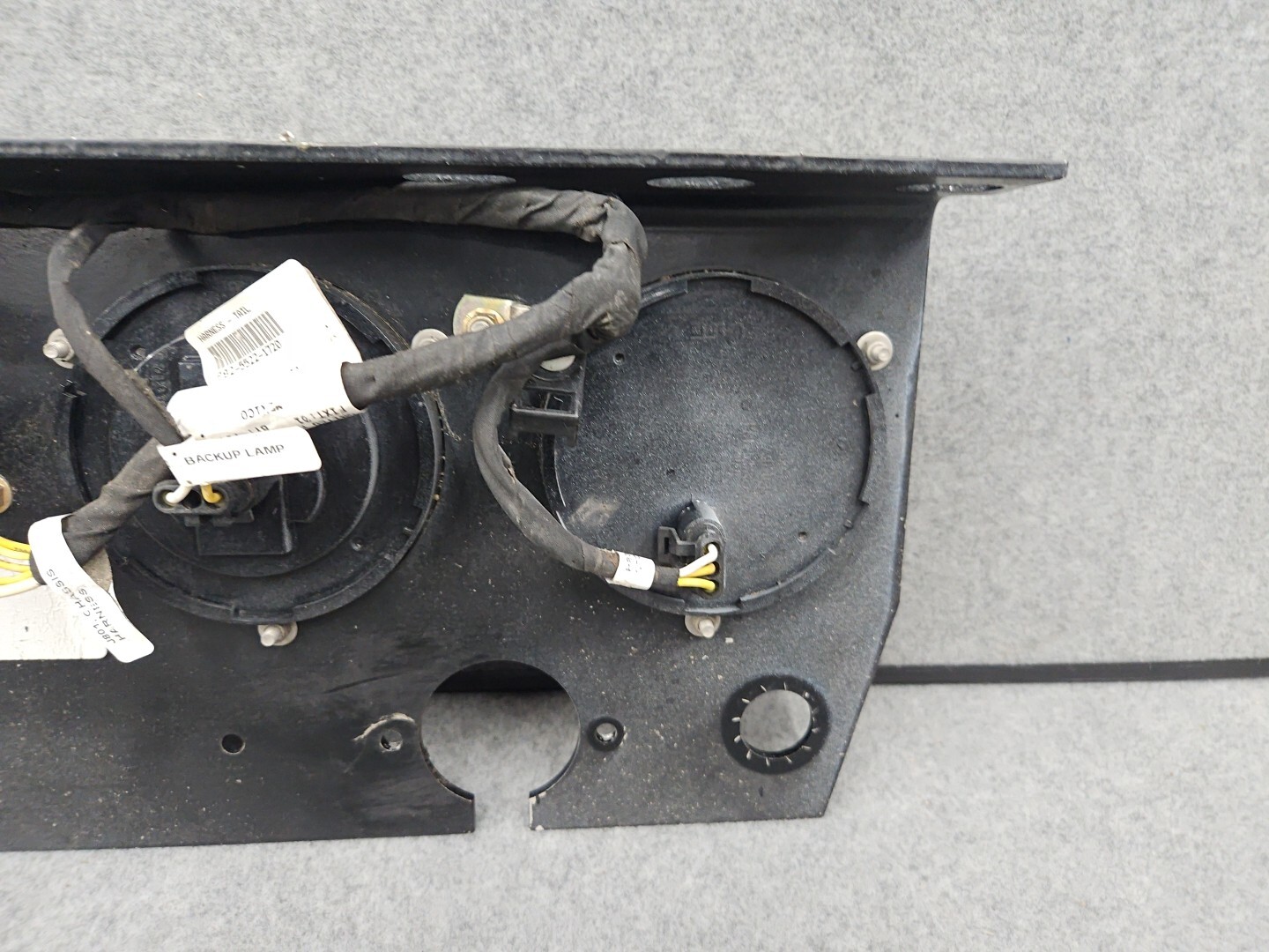 PACCAR A11-1133 GROTE TRUCK TAILLIGHT PANEL FREIGHTLINER KENWORTH ...