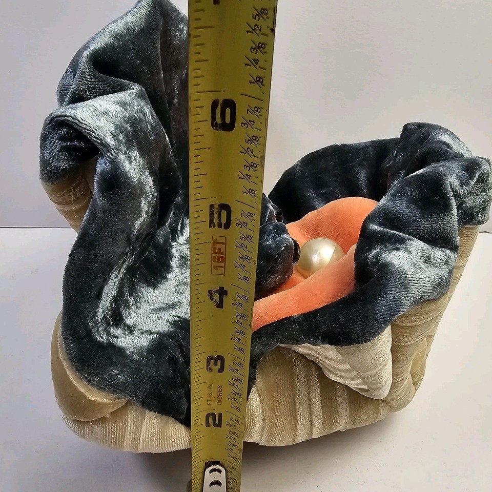 Folkmanis Giant Clam Hand Puppet Plush Gray Tan Moveable Shell & Eyes ...