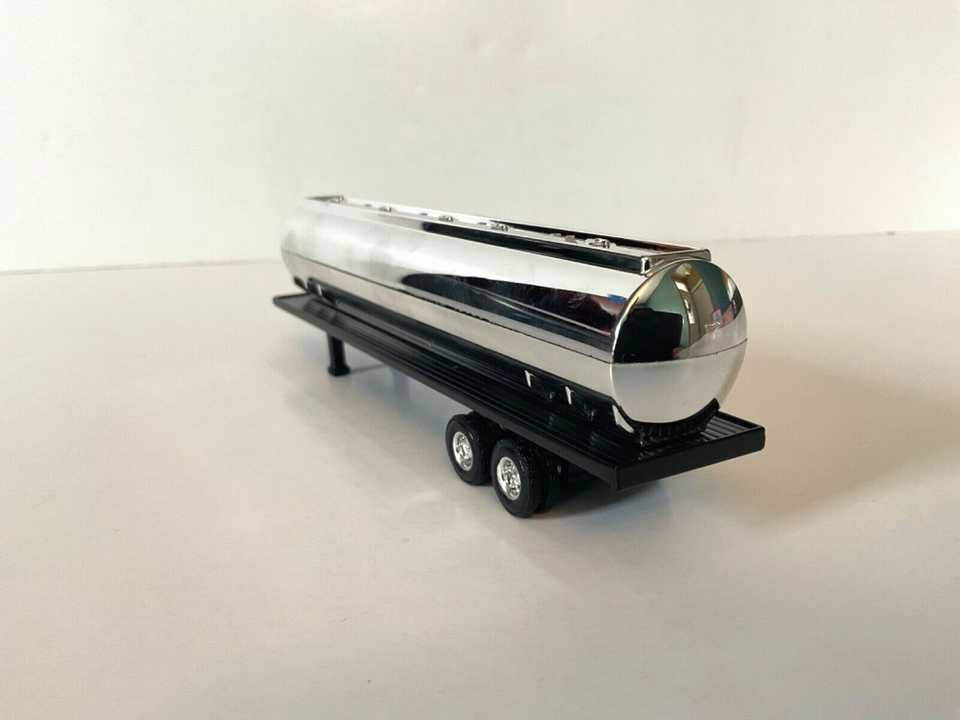 Ertl 1/87th or HO Scale Chrome Tanker Truck Trailer RR Railroad or ...