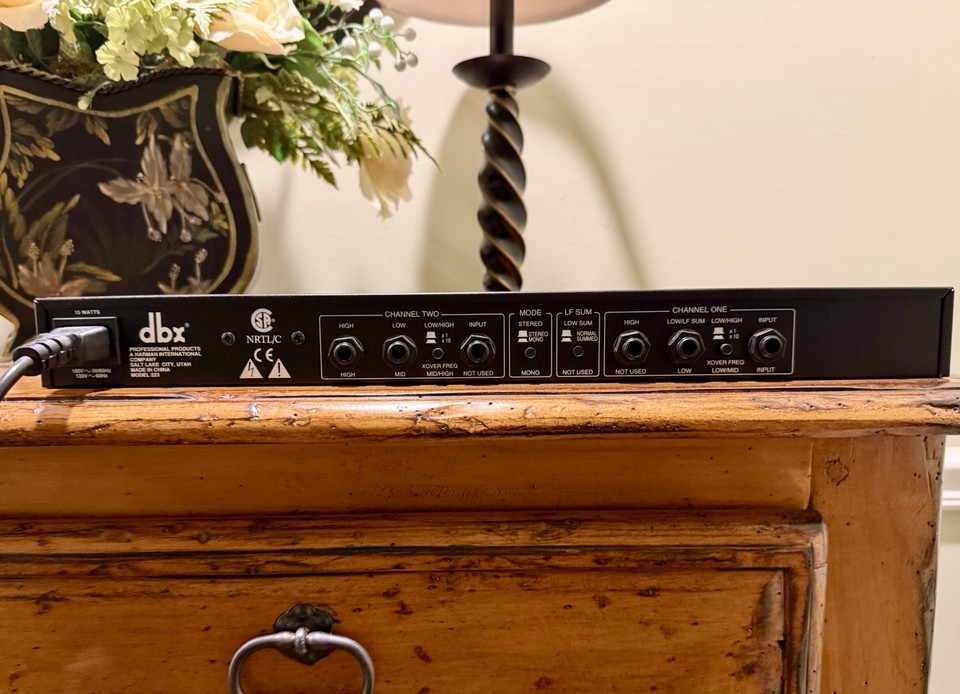 Dbx 223 Stereo 2-Way/Mono 3-Way Crossover Rack Mountable | eBay