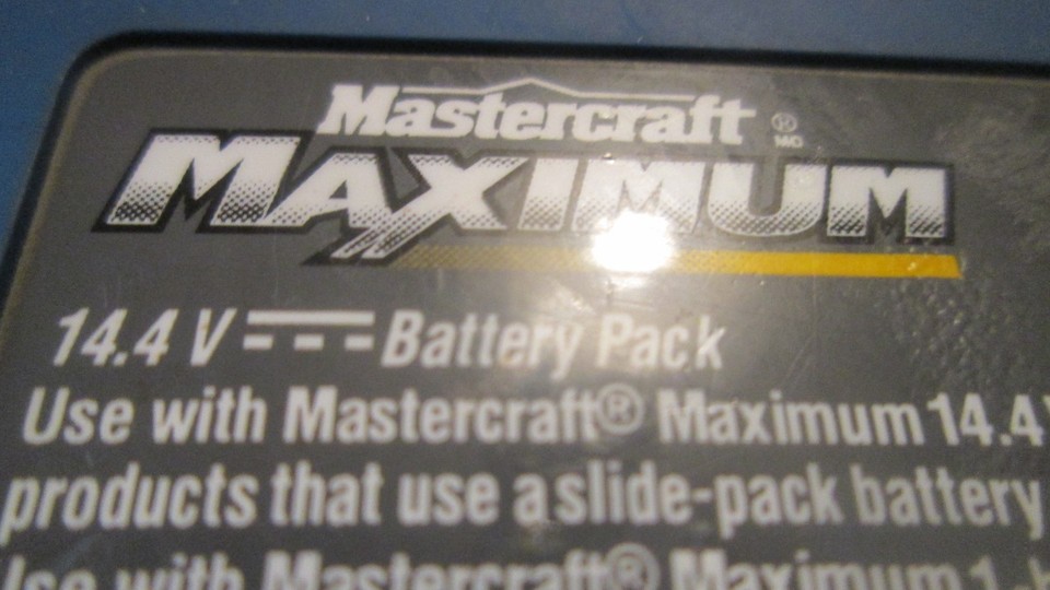 Mastercraft Maximum 14.4V Charger & Mastercraft Maximum 14.4V battery ...