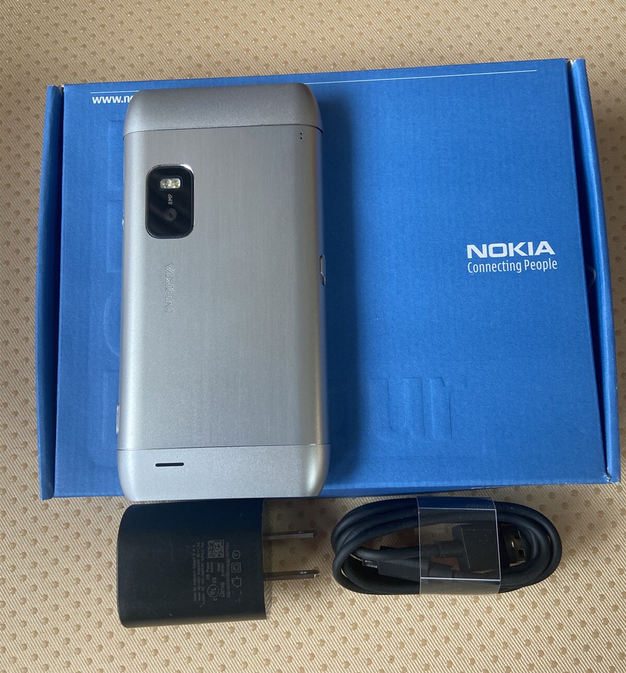Unlocked Nokia E7 E7-00 Touch Screen Slide Keyboard 16GB 3G Wifi ...