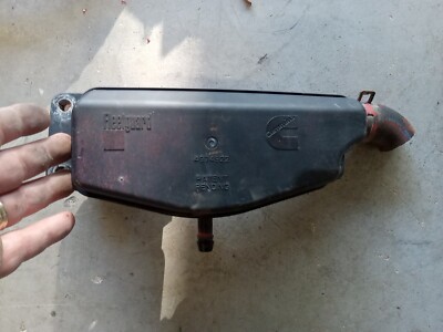 Cummins Fleetguard OEM Engine Crankcase Breather Element 4974922 And ...