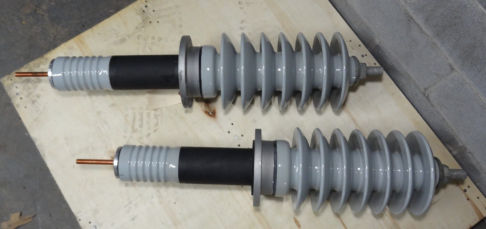 H-J Enterprise AS1442-001 46kV Oil Filled Transformer Bushing - 250kV ...