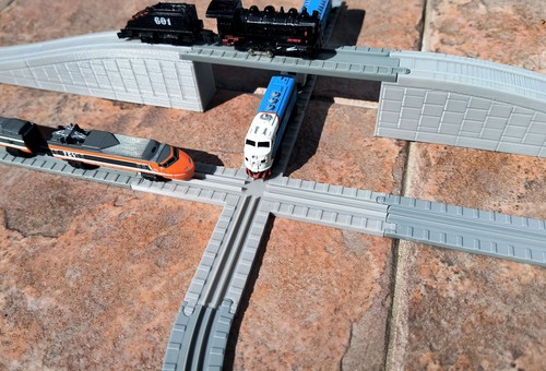 1 NEW UPGRADED MICRO MACHINES TRAINS X CROSS CROSSOVER MINIATURE ...