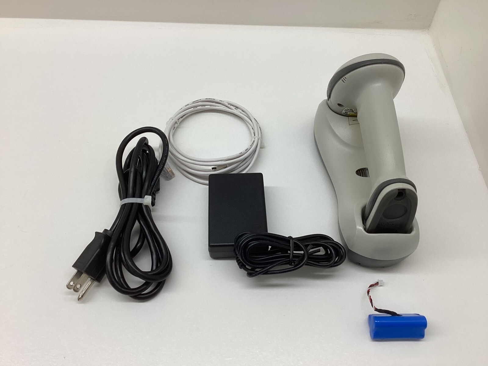 SYMBOL DS6878-DL20001WR BARCODE SCANNER KIT NEW BATTERY DRIVERS LICENSE ...