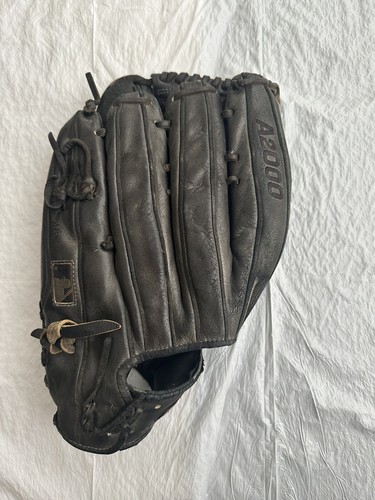 Wilson A2000 KP92 12 1/2 Outfield Baseball Glove Used - Left Handed ...
