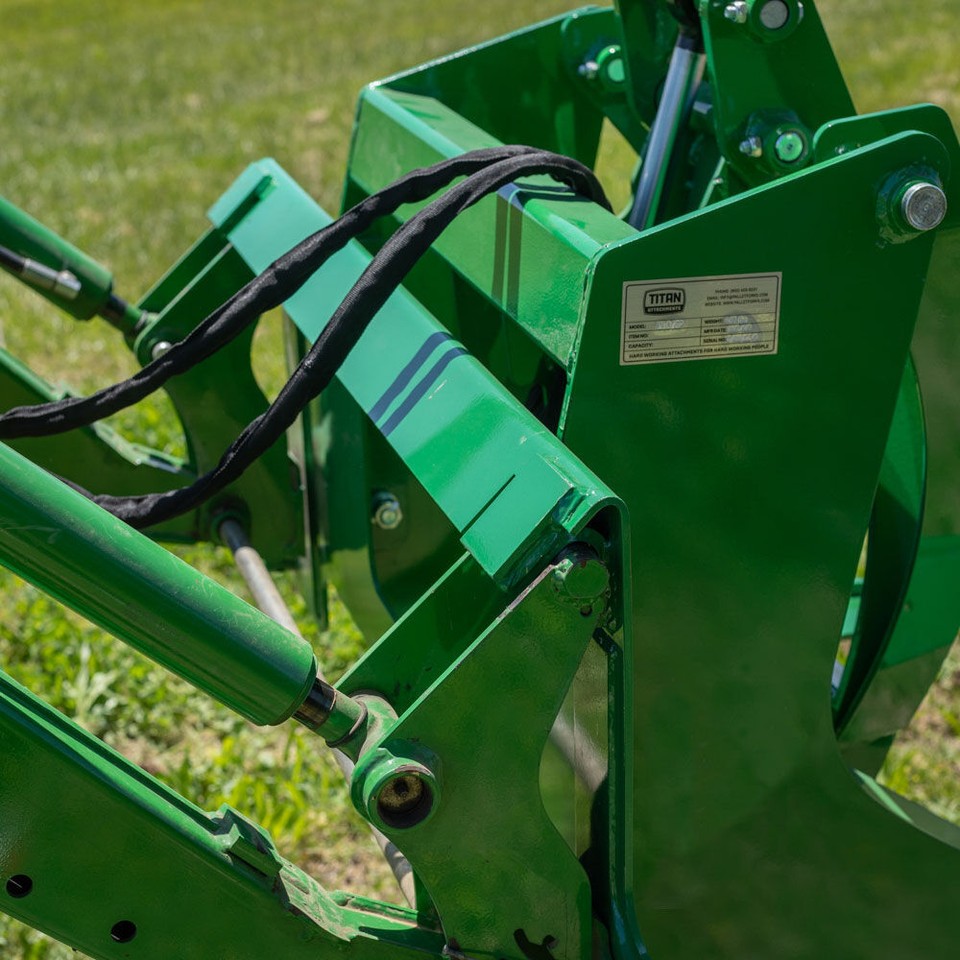 Titan Attachment 29" Hydraulic Log Grapple Attachment Fits John Deere ...