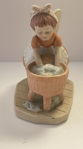 Vintage 1983 Roman Inc "Kitchen Angels" Figurine Girl Bathing | eBay