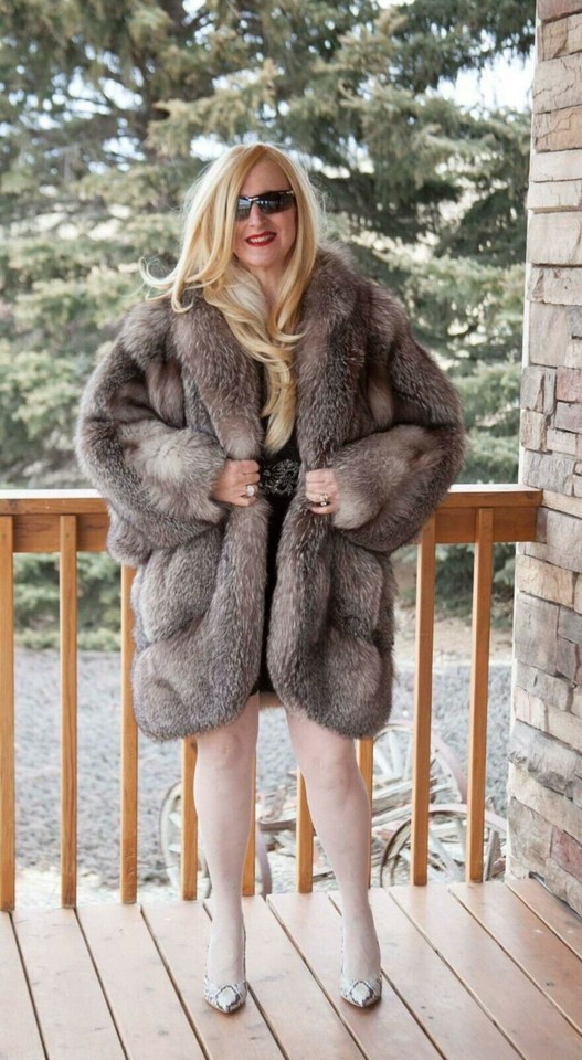 Silver Fox Fur Coat Natural Artic Silver Fox Designer Fur Coat | eBay