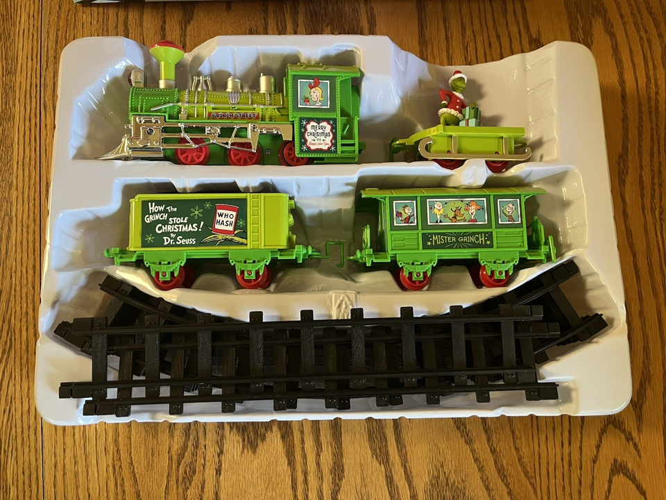 Dr. Seuss The Grinch Express Train Set 12 Piece Christmas -Open Box ...