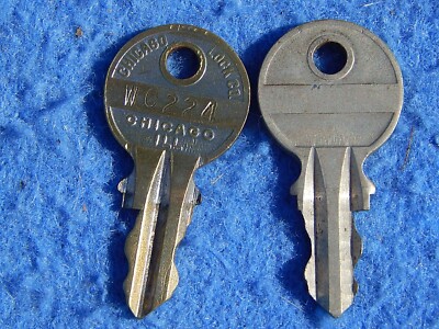 Wurlitzer Key WC 224 - Chicago Lock - wall box or cash box key ...