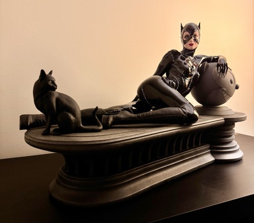 DC Comics Tweeterhead x Sideshow Catwoman Exclusive 1:4 Scale Statue ...