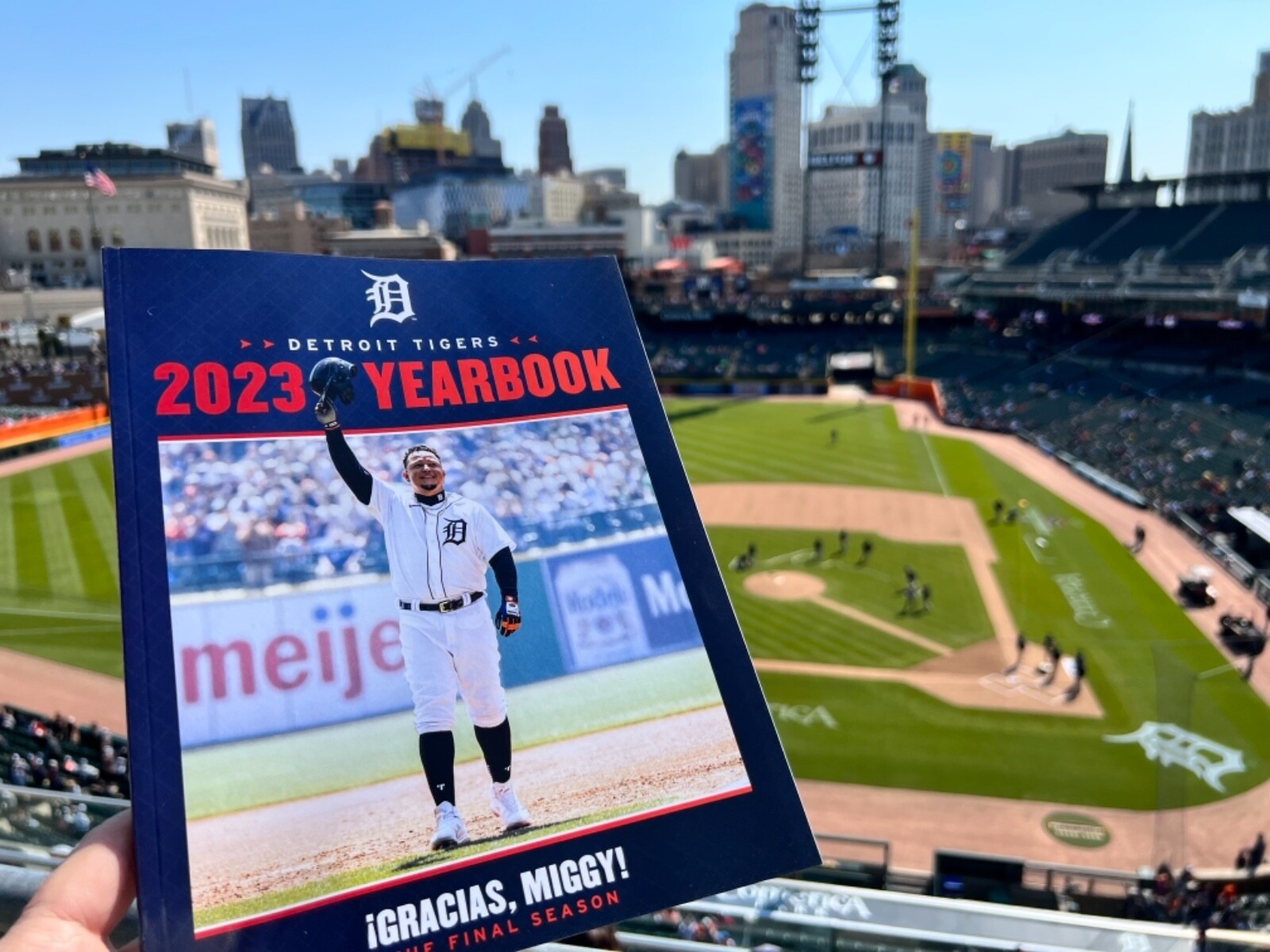 2023 DETROIT TIGERS MIGUEL CABRERA FINAL SEASON YEARBOOK GRACIAS MIGGY ...