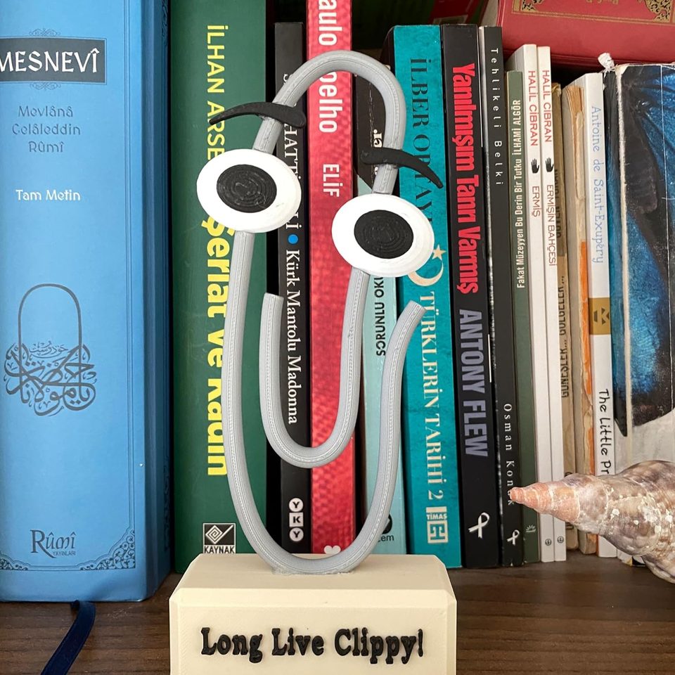 Clippy - Office Assistant Figurine | Fun 3D Printed Desk Decor | Retro ...