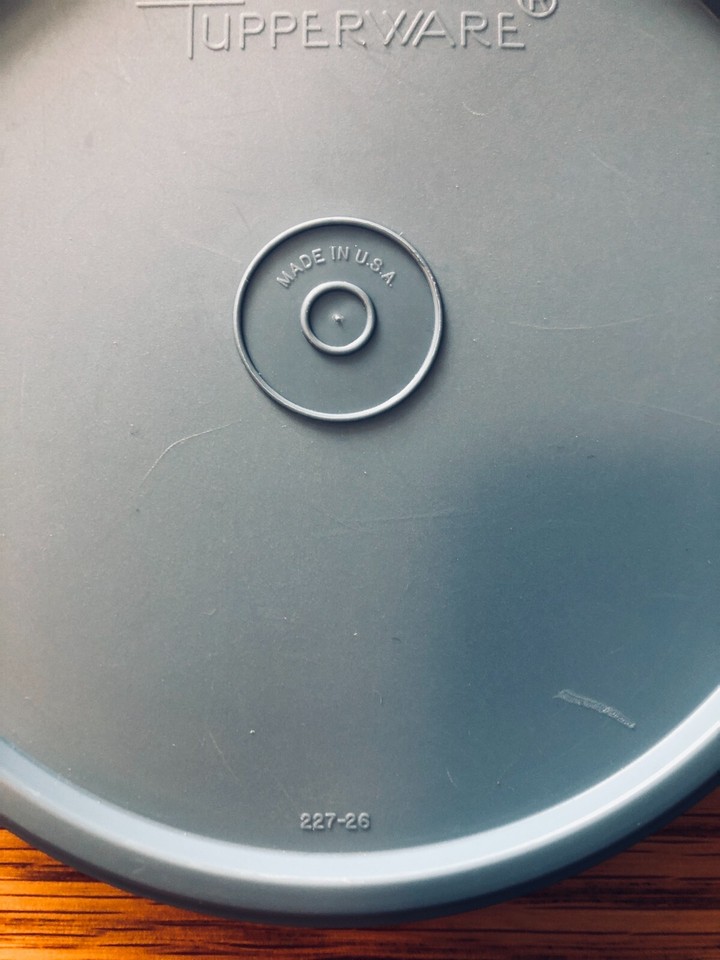 Tupperware Replacement Lids - Many Sizes, Colors - You Choose! Volume ...