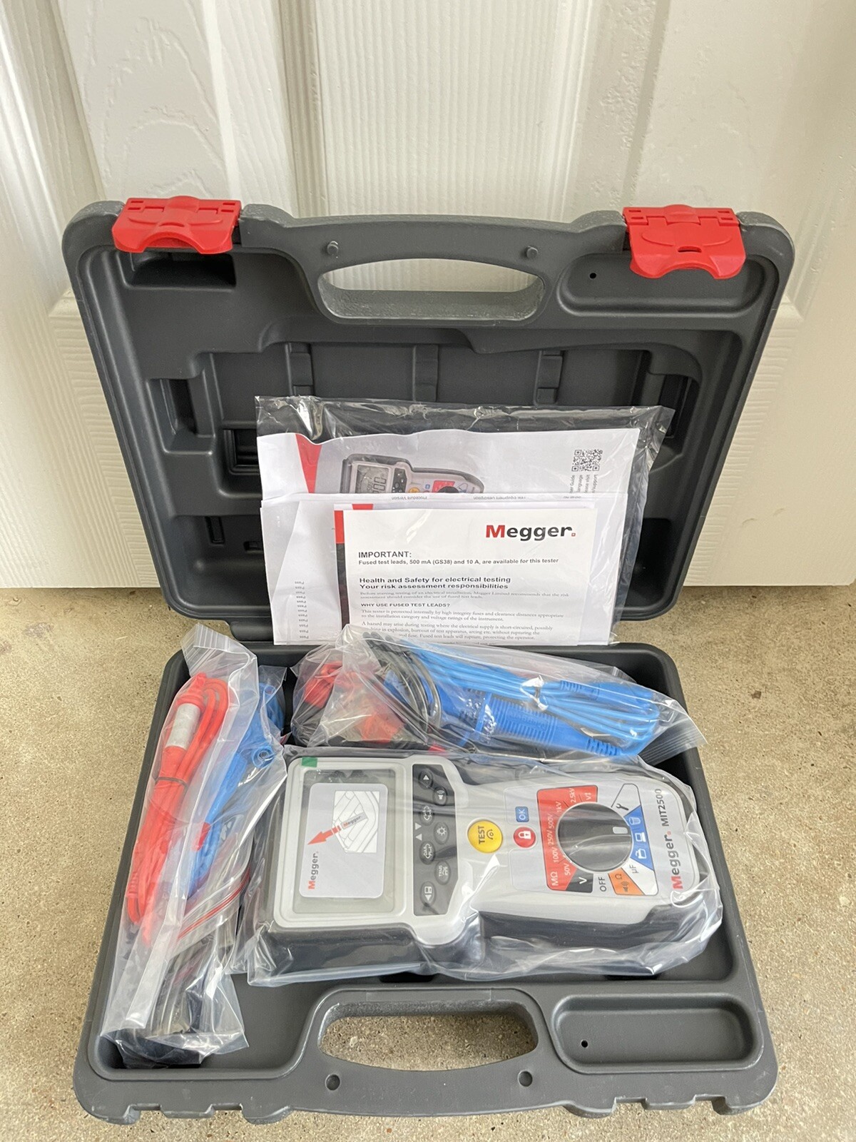 Megger Mit2500 Insulation Tester,Digital/Analog Lcd (SHIPS NEXT DAY ...