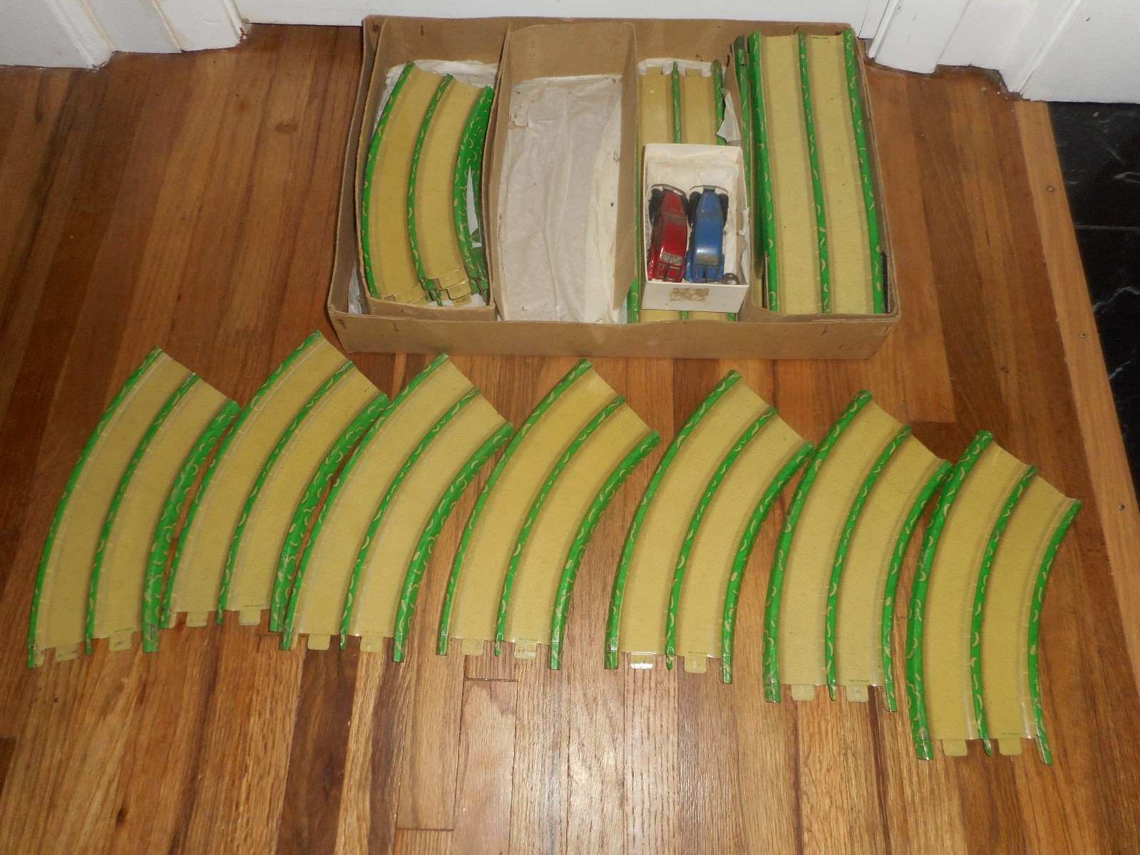 Louis Marx Tin Streamline Speedway w Original Tin Wind Up Cars & Box | eBay