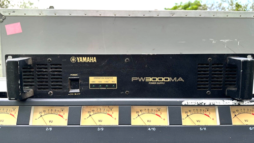 Yamaha M2500 Mixing Console w/ Wheeled Case (NO Power Supply) #3080 ...
