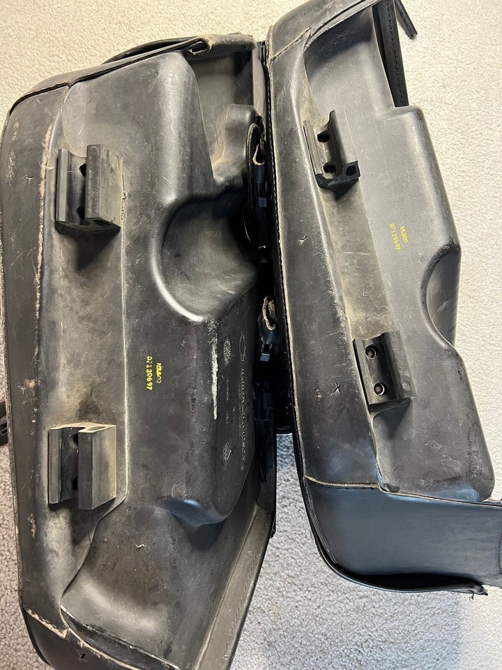 Two Harley Davidson Road King Classic OEM Motorcycle Saddlebags ...